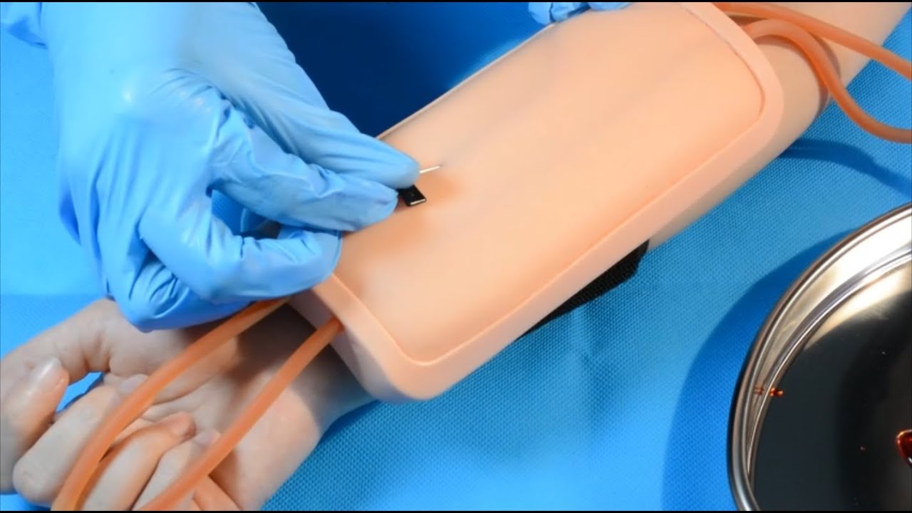 IV & Phlebotomy Practice Kit for Nursing Skills Training | Convenient Wearable Design