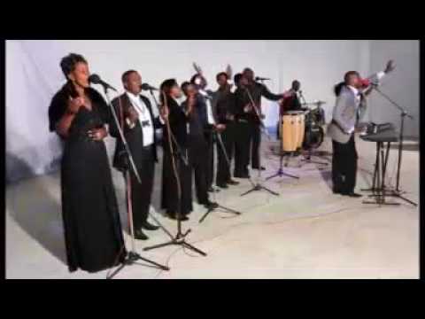 Nainua Mikono Yangu Juu Lyrics - Baraka Massa