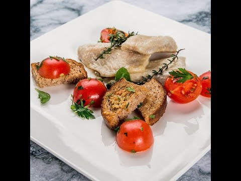 Cod Fillet with Garlic Bread and Cherry Tomatoes