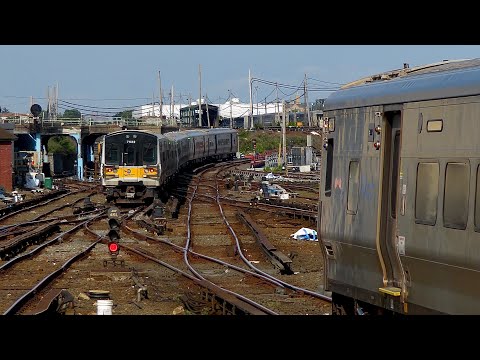 Long Island Railroad: Short morning action at Jamaica (6/8/2025)