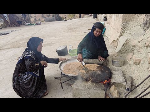Using a Millstone : Grinding Wheat with a Stone grinder (2022)