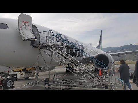 Flair Airlines F8778 YKA-YEG Airport, Boarding, Pushback, Starting up and Takeoff from Kamloops!
