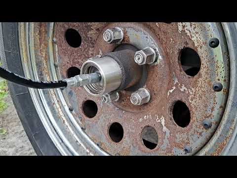 how to grease your trailer axle with bearing buddy's