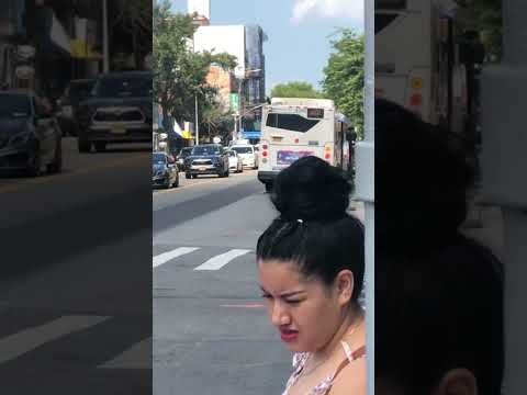Q101 Bus at Steinway St/34th Avenue