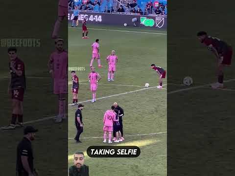 Ronaldo fan Messi fan #football #football #footballer