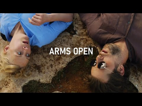 The Mallorca Files — Arms Open