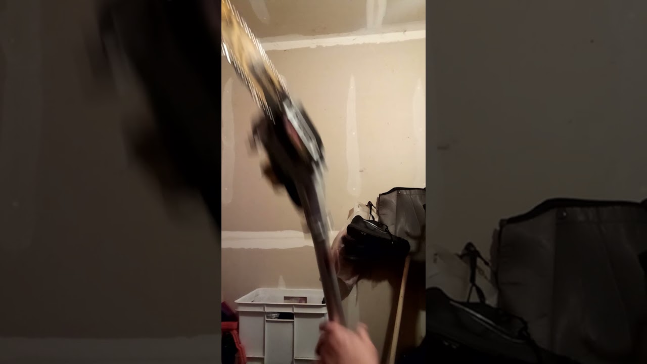 DeWalt pole saw just beeps