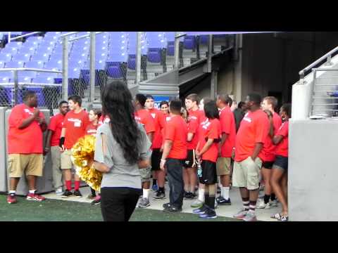 McCormick Unsung Hero Award nominees take to M&T Bank Stadium field