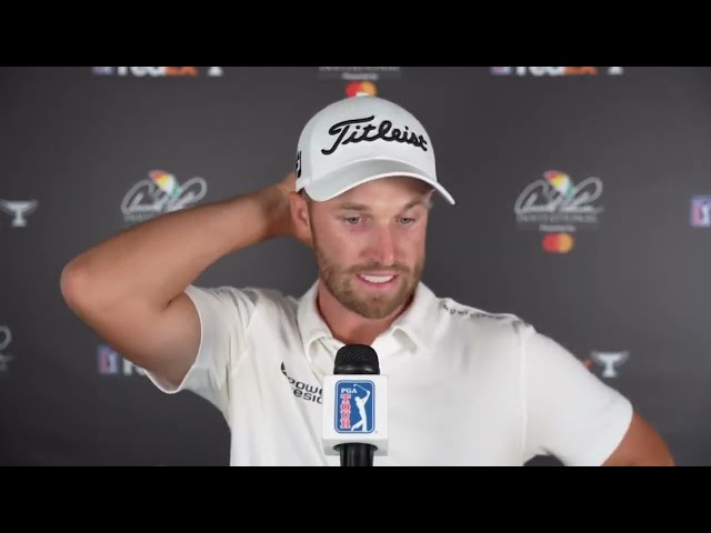 Watch: A frustrated Wyndham Clark seen hitting his iron on the ground ...