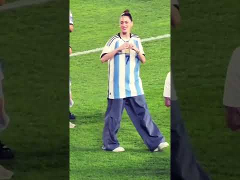 Rodrigo De Paul & He's Wife Tini #shorts