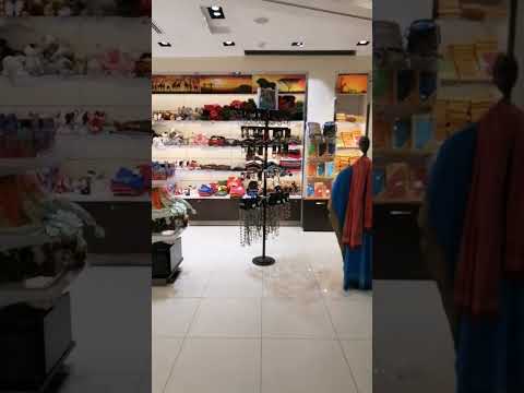 Nairobi Jomo Kenyatta Intl Airport Duty Free. Pt 1