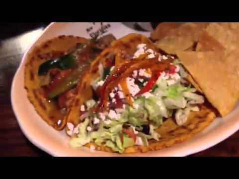 Tinga tacos food review