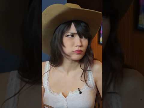 Emiru thinks ExtraEmily is crazy