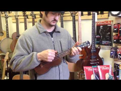 Vintage Regal Soprano Ukulele Demo