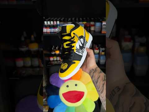 Customizing a all white Jordan 1 from scratch! #sneakers #customfootwear #custom #customshoes