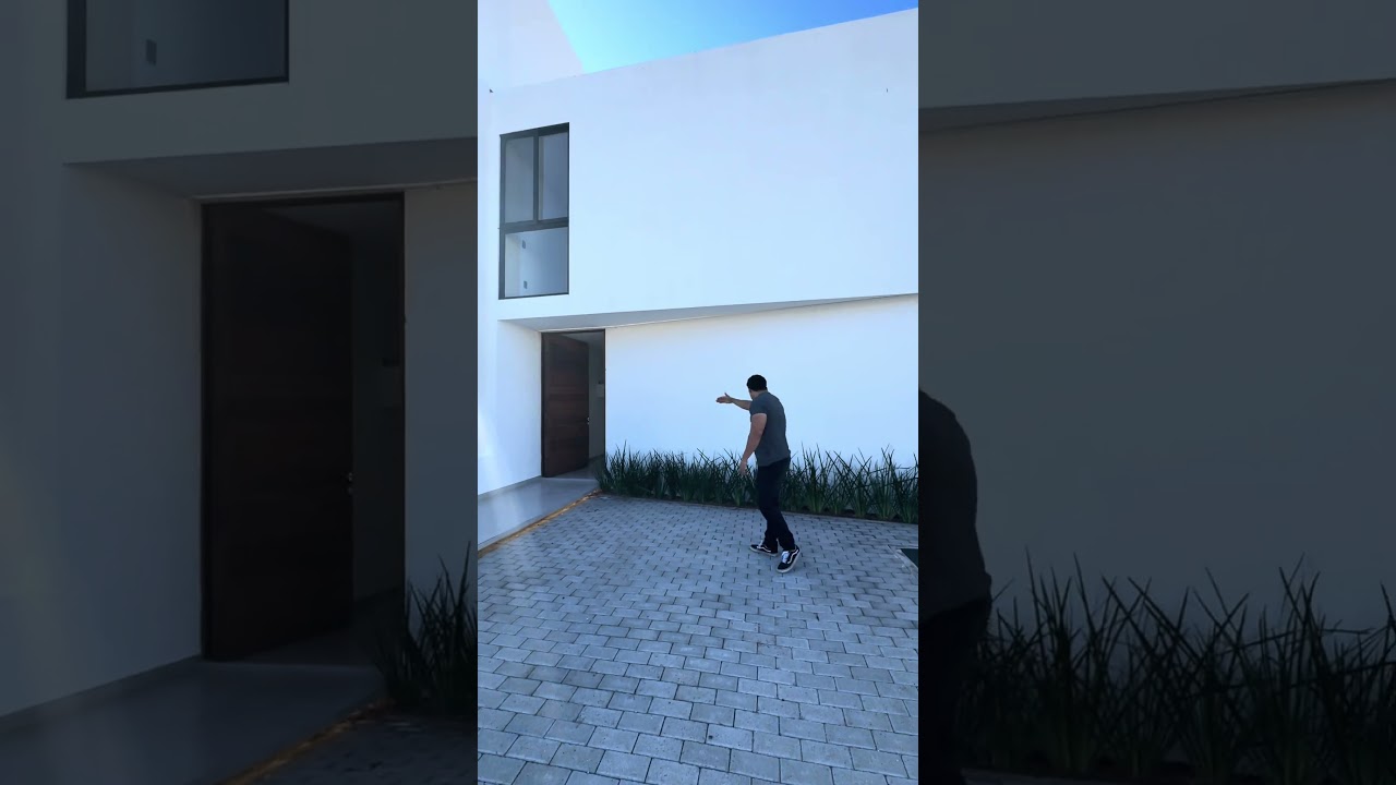 Completely minimalist facade. #architecture #construction #mobarq