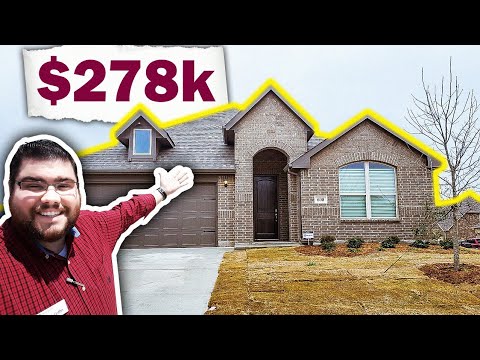 LARGE single-story home with HUGE formal dining & MASSIVE kitchen - Live Oak Creek - Fort Worth, TX