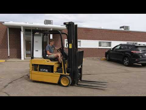 #D21069d 1991 CAT F35, 3,500 lb. Capacity, 3-wheel Electric Sit-down forklift