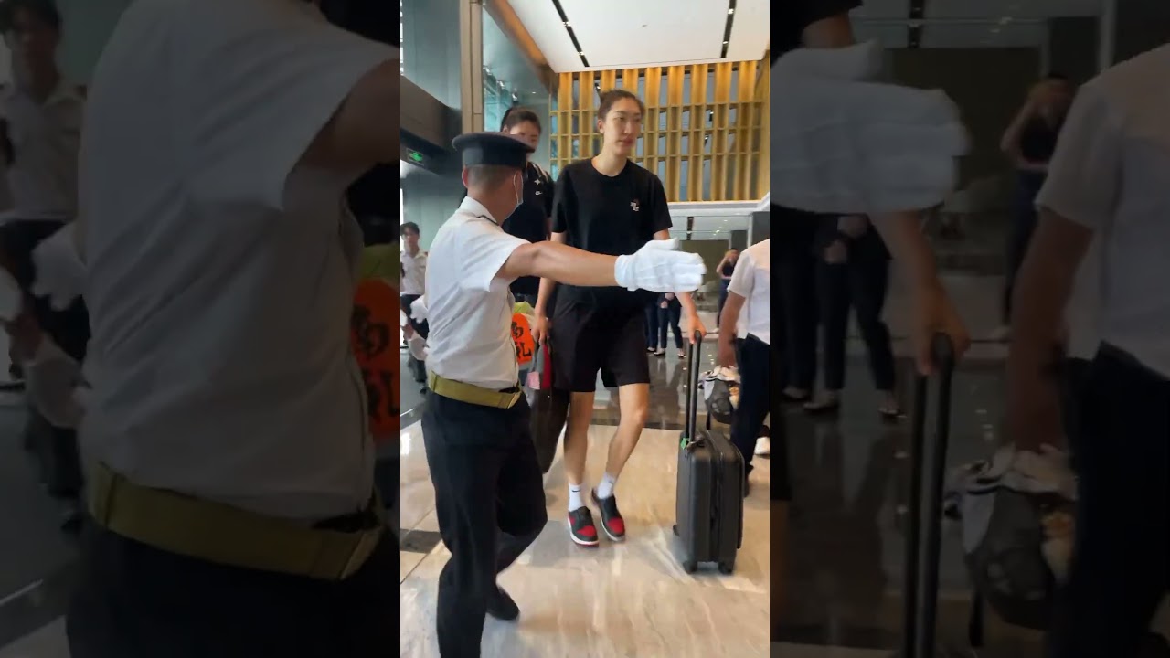 Two major centers#zhangziyu #basketball #hanxu #wcba