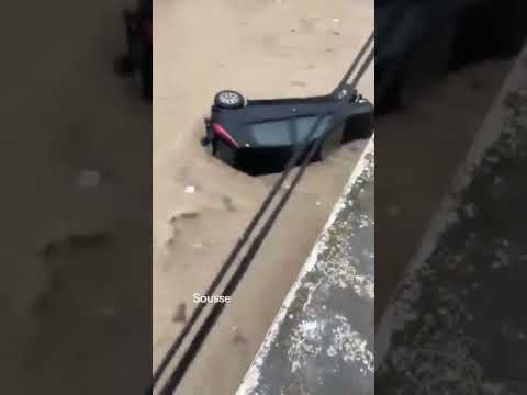 23092024 - Sousse, Tunisia - Floodwaters disrupt daily activities