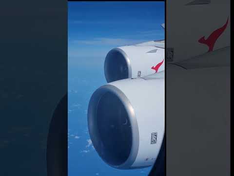 Qantas A380-800 cruising at 38'000 feet