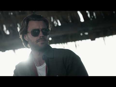 The Tellaro | A Bold Navigator Sunglass Frame for the Modern Traveler