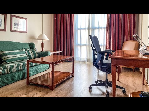 Rome Fiumicino Airport Hilton suite tour: a nice home away from home!