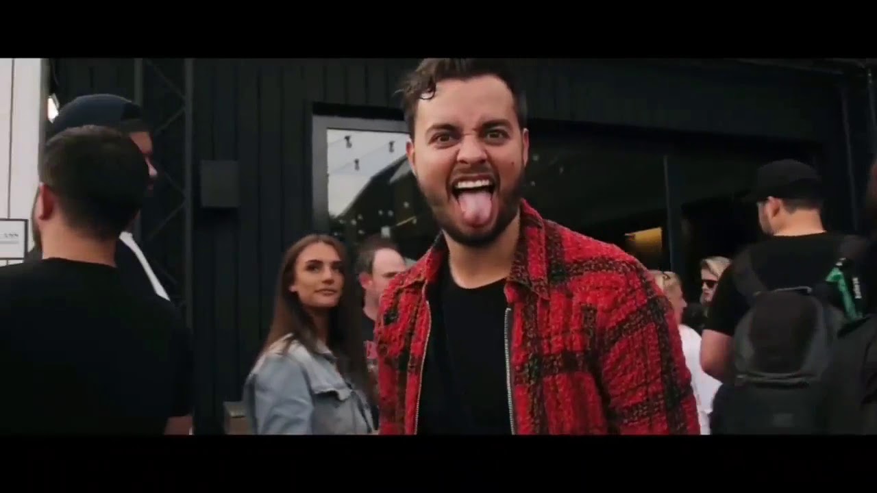Crazy Frog - Popcorn (Quintino Bootleg) (Music Video)