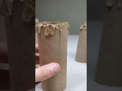 How to stop hot glue webs ???????? #artist #arthack #art #lifehacks #artistproblems