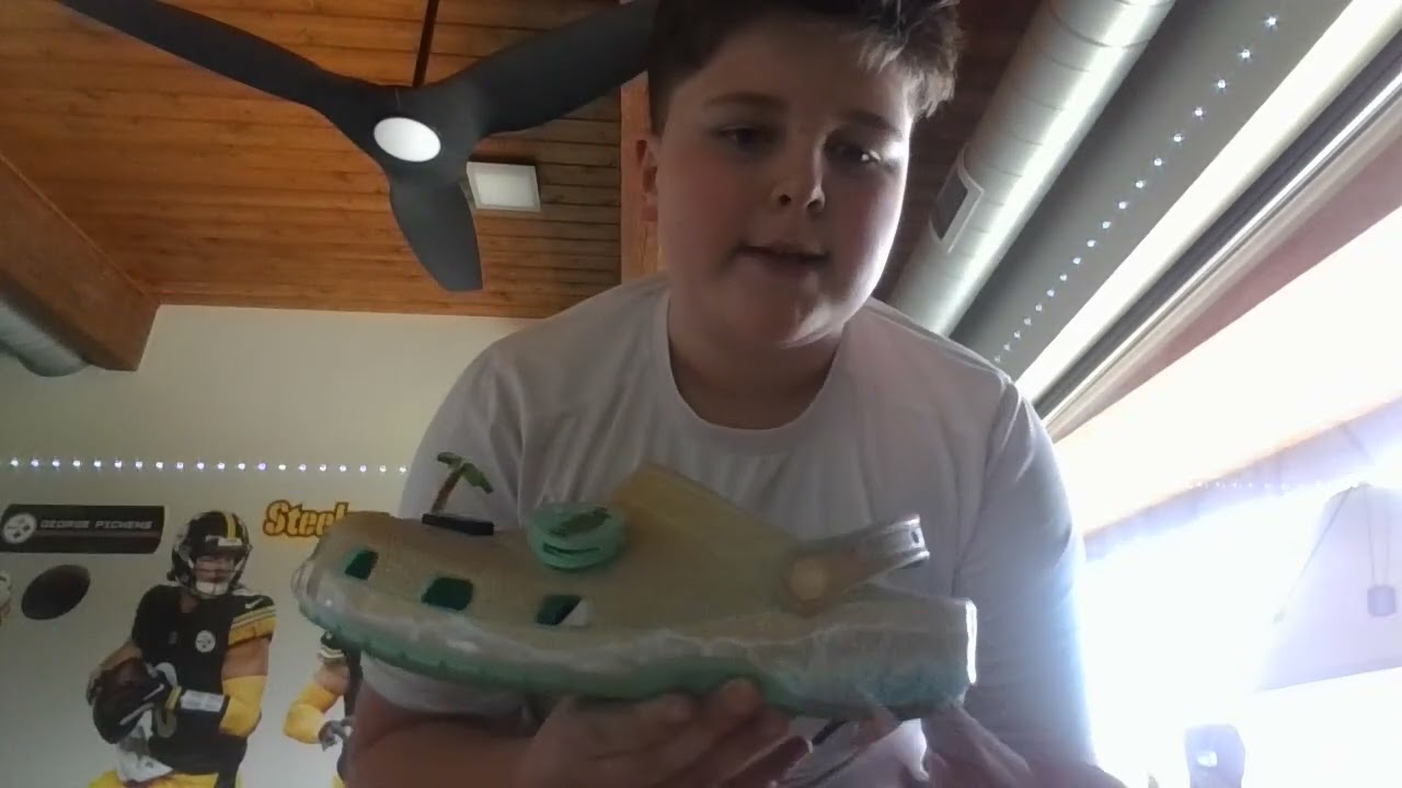Margaritaville x Crocs Collab and Review