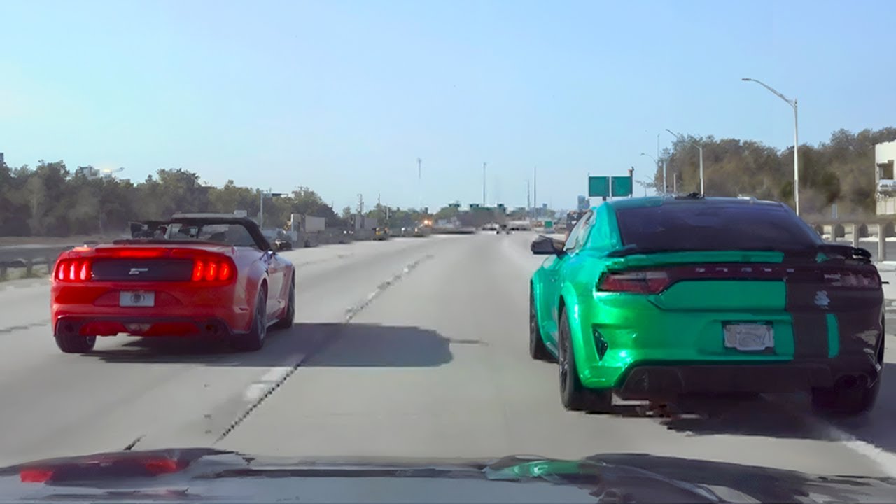 STREET RACERS VS POLICE - Craziest Pursuits Caught on Dashcam