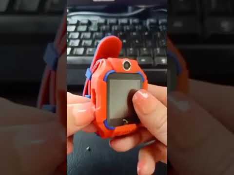 Q12 Kids Smart Watch for Children Waterproof IP67 SOS Antil lost Phone Watch 2G SIM Card Call