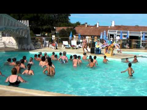 Séance d'aquagym avec Périne - Domaine La Bonne Etoile