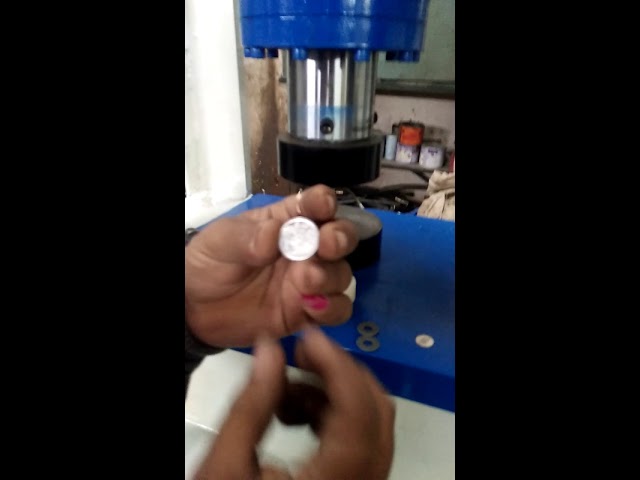 Hydraulic Coin Press Machine - 80 Ton Hydraulic Coin Press Machine ...