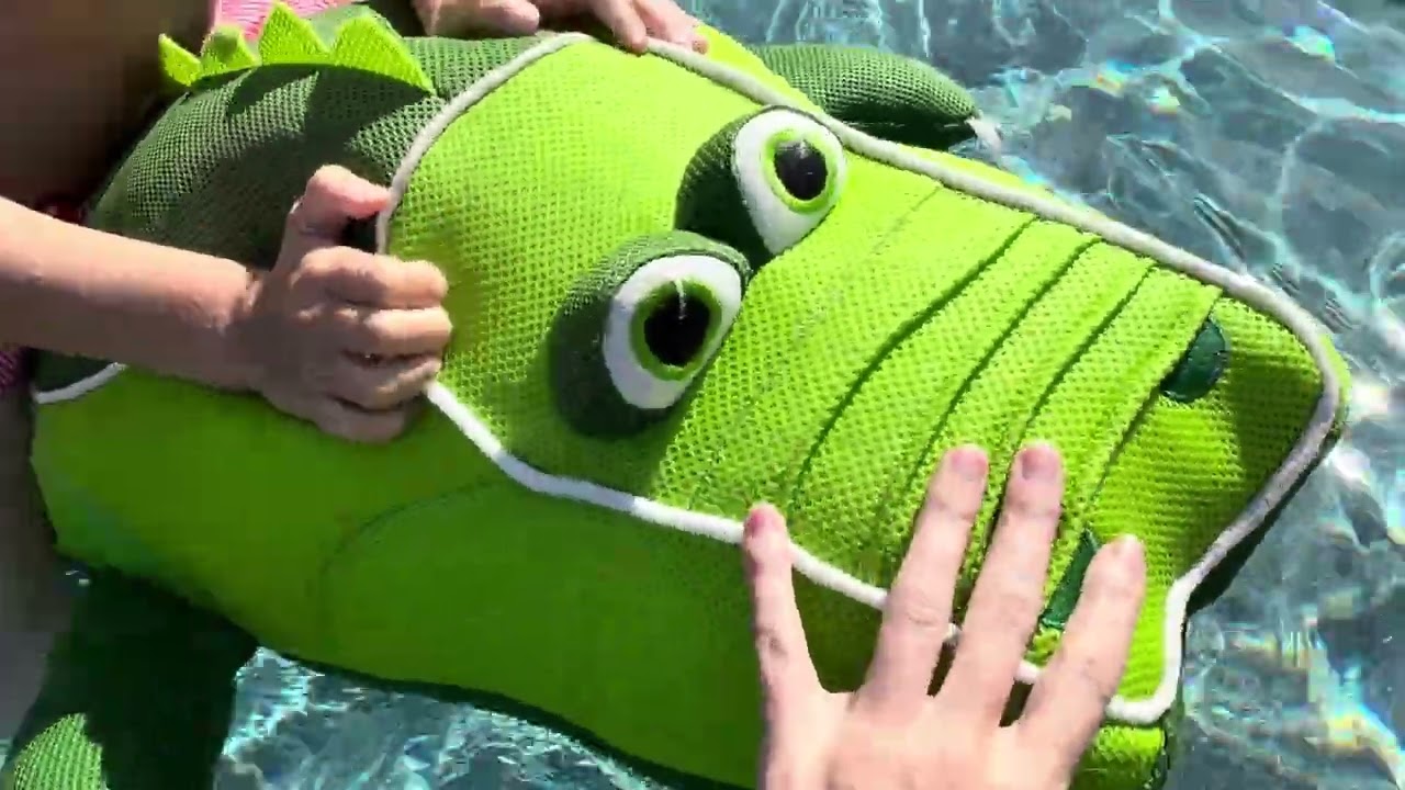 Big Joe alligator pool float pool petz large size no inflation needed demo