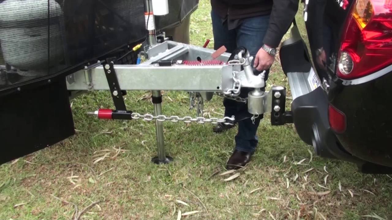 Andersen Weight Distribution Hitch Easy Unhitch