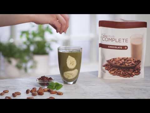 Complete Smoothie with Cacao Nibs