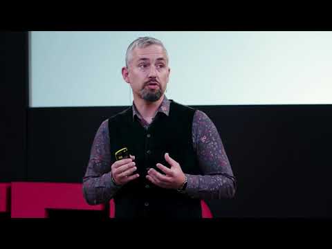 The future of healthcare is human*machines, not human vs machines | Peter Bannister | TEDxBonnSquare