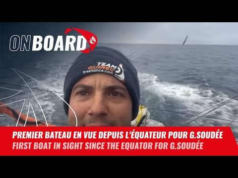 Premier bateau en vue depuis l'équateur pour Guirec Soudée | Vendée Globe