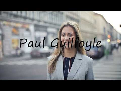 How to pronounce Paul Guilfoyle in English?