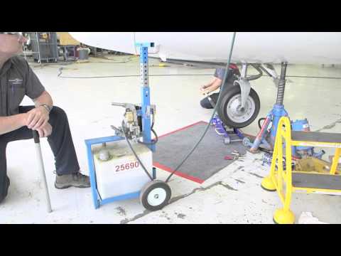 Nose Strut Servicing Citation Model 560