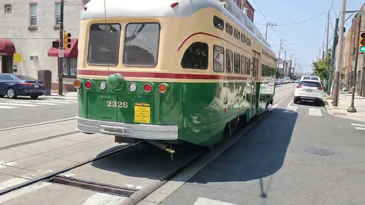 New Retro Trolley Cars Prove To Be Very Popular With Everyone ...