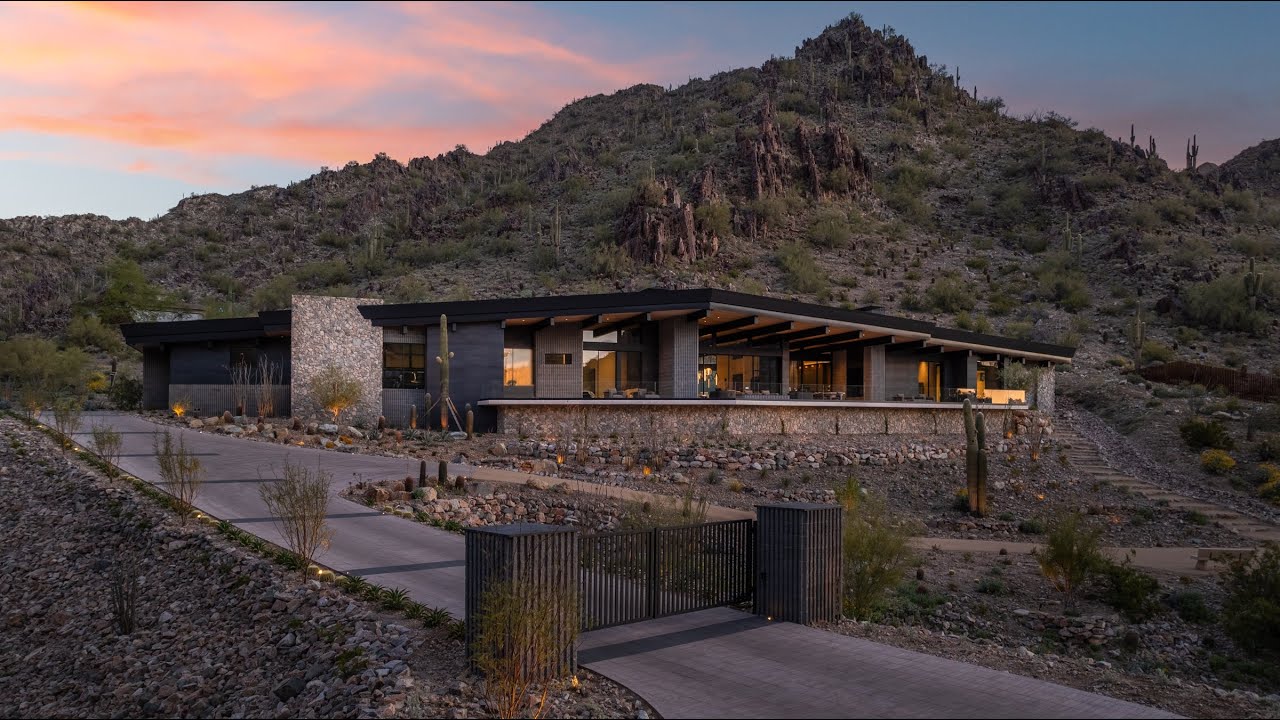 Unveiling Onyx: The First Completed Home in Crown Canyon