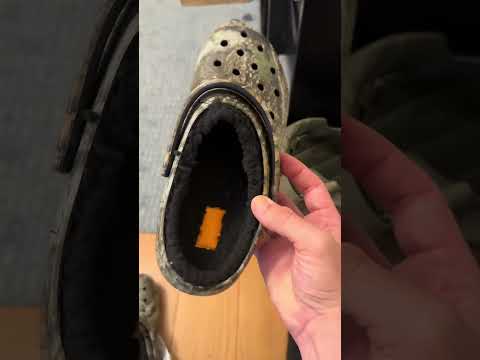 Deer Season Essentials: Realtree Crocs for Hunters #crocs #hunting