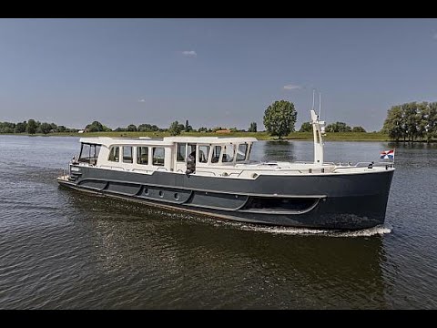 Euroship Deksalon 1950 – Steel yacht with 3 cabins and solar power