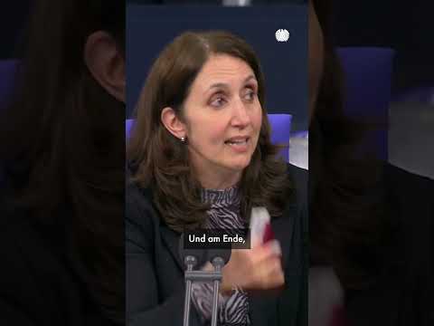 PART 1: Wenn die Vizepräsidentin spontan den Unterricht übernimmt #bundestag #shorts