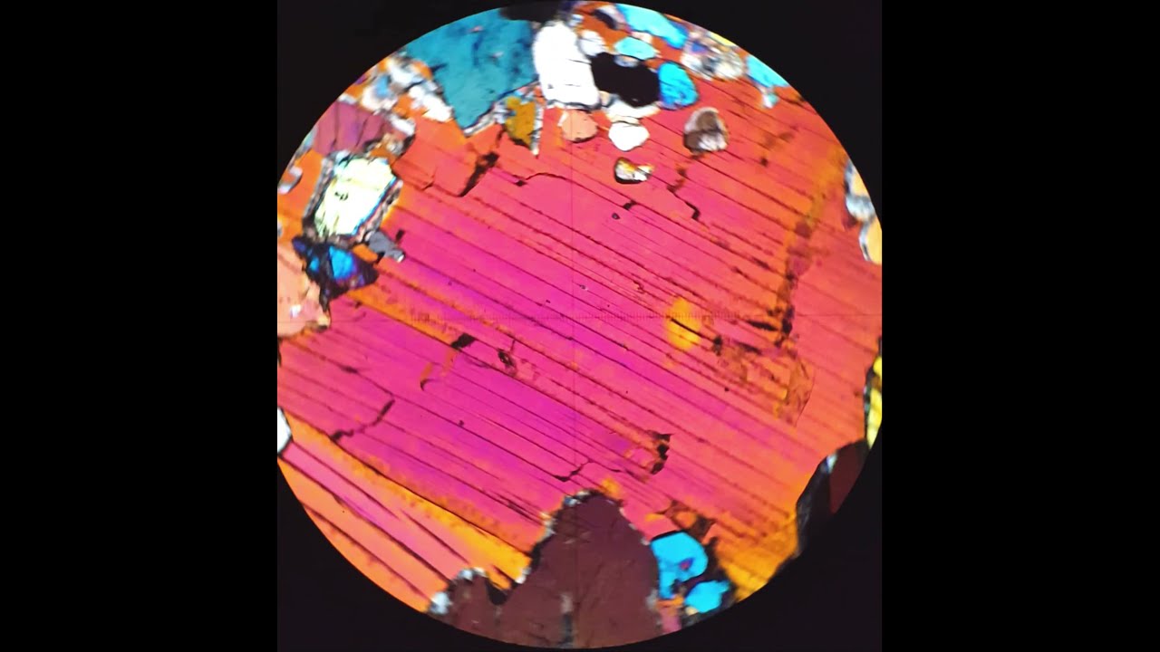 Clintonite tutorial Optical mineralogy