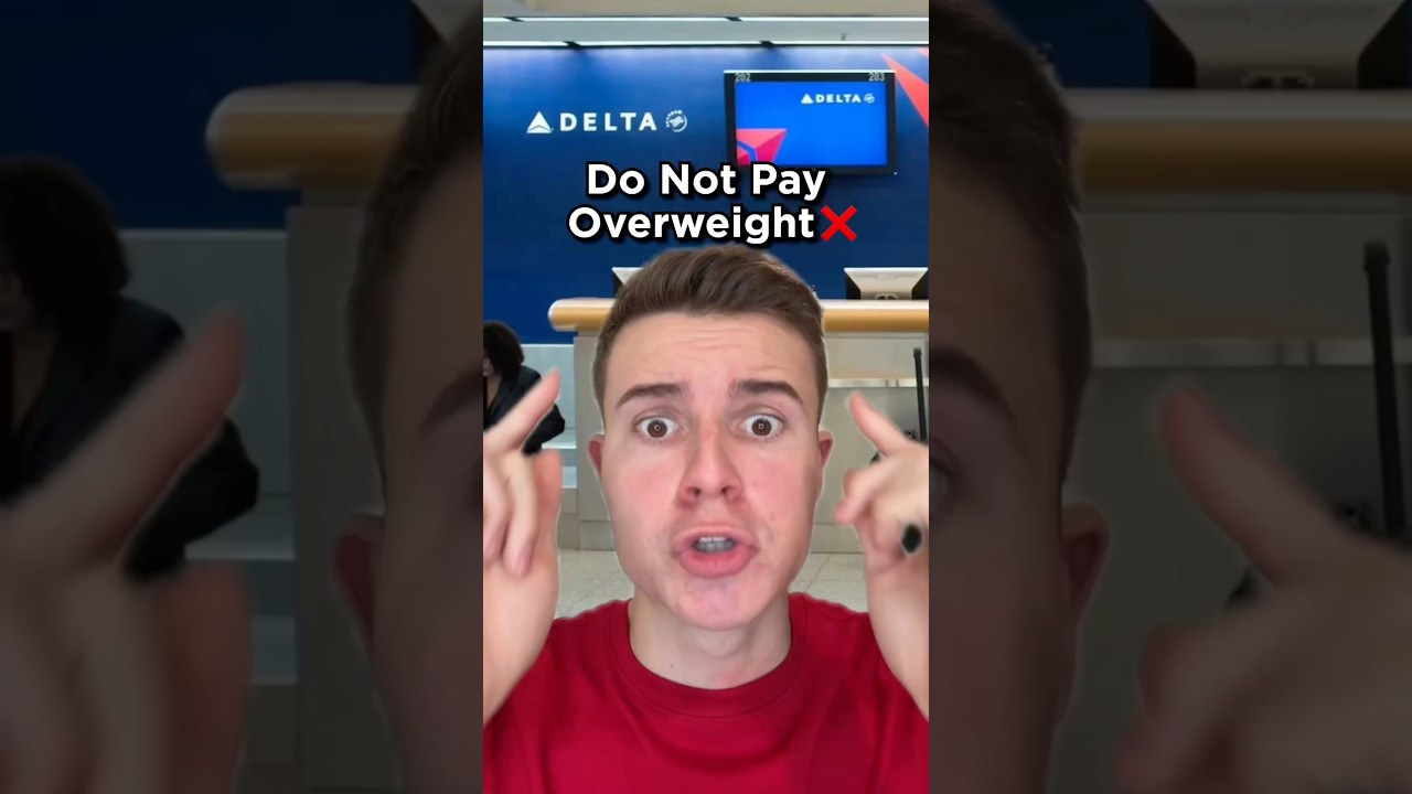 Overweight Baggage Airport Hack! ✈️🤑 #travel #airport #savemoney