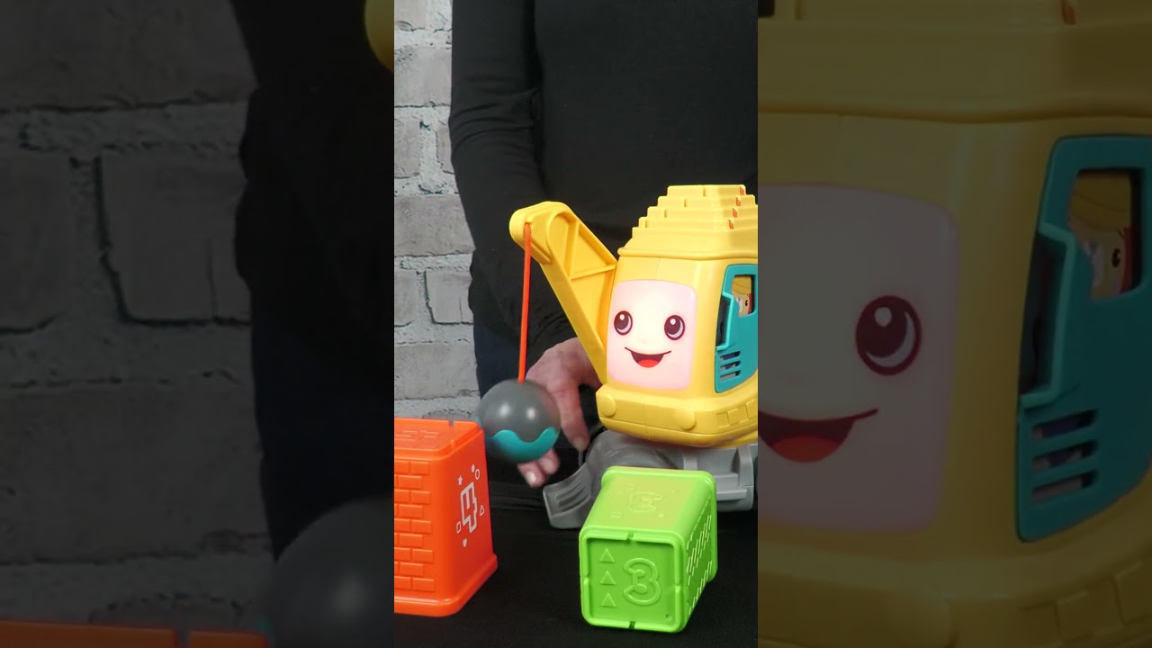 Construct fun with the Count & Stack Crane!