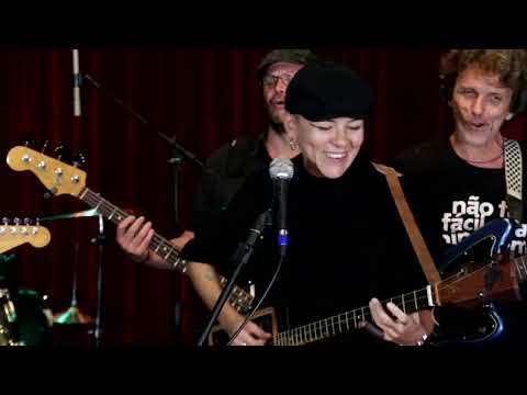 Nanda Moura - Songs, Events and Music Stats | Viberate.com